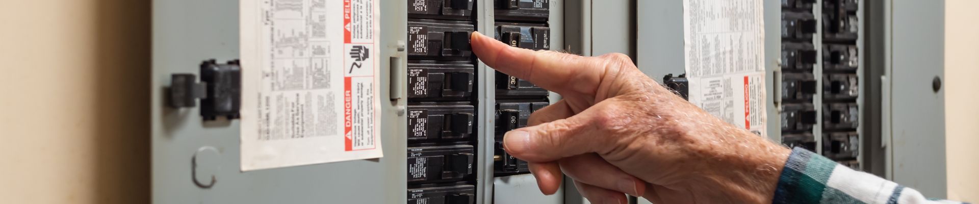 Electrical Panels | Camson Electric